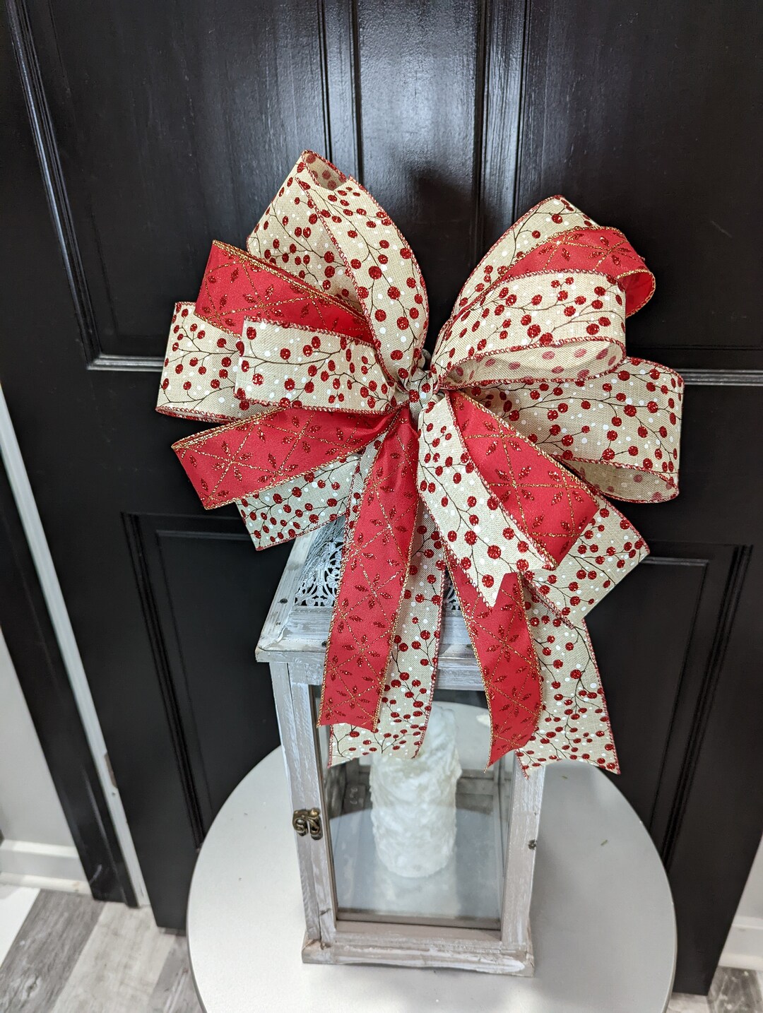 Christmas Bow, Red Berries and Tan, Bow With Tails, Lantern Bow ...
