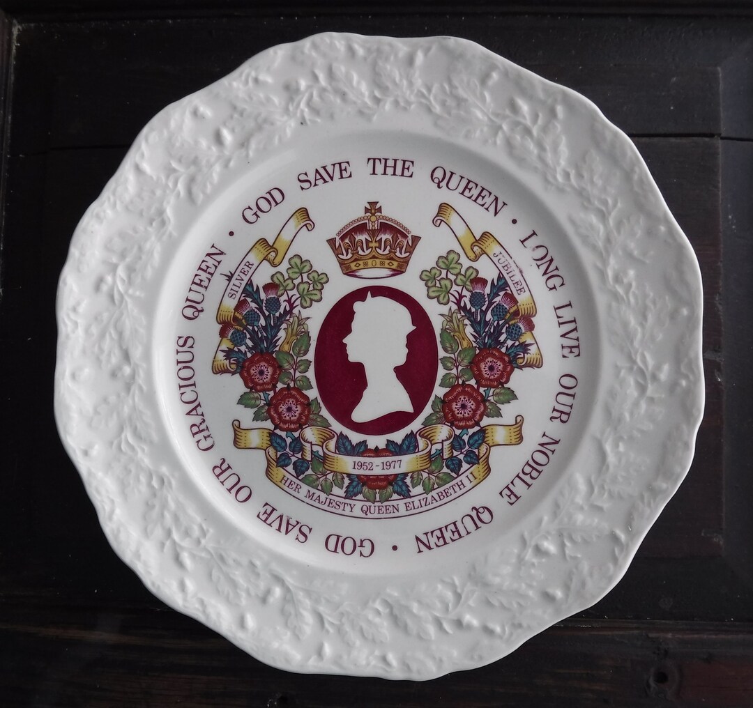 Mason's Plate Commemorative Plate Queen Elizabeth Silver Jubilee - Etsy