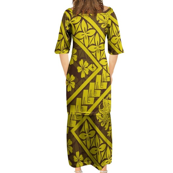 Traditional Polynesian Clothing