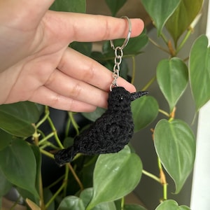 Tiny Birdies Crochet Crow Keychain | Blackbird / Raven | Realistic ...