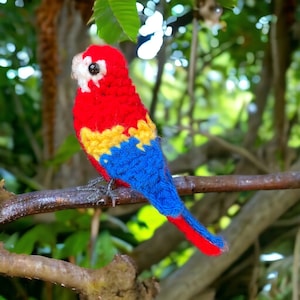 Scarlet Macaw Written Crochet Pattern | Realistic Parrot Crochet ...
