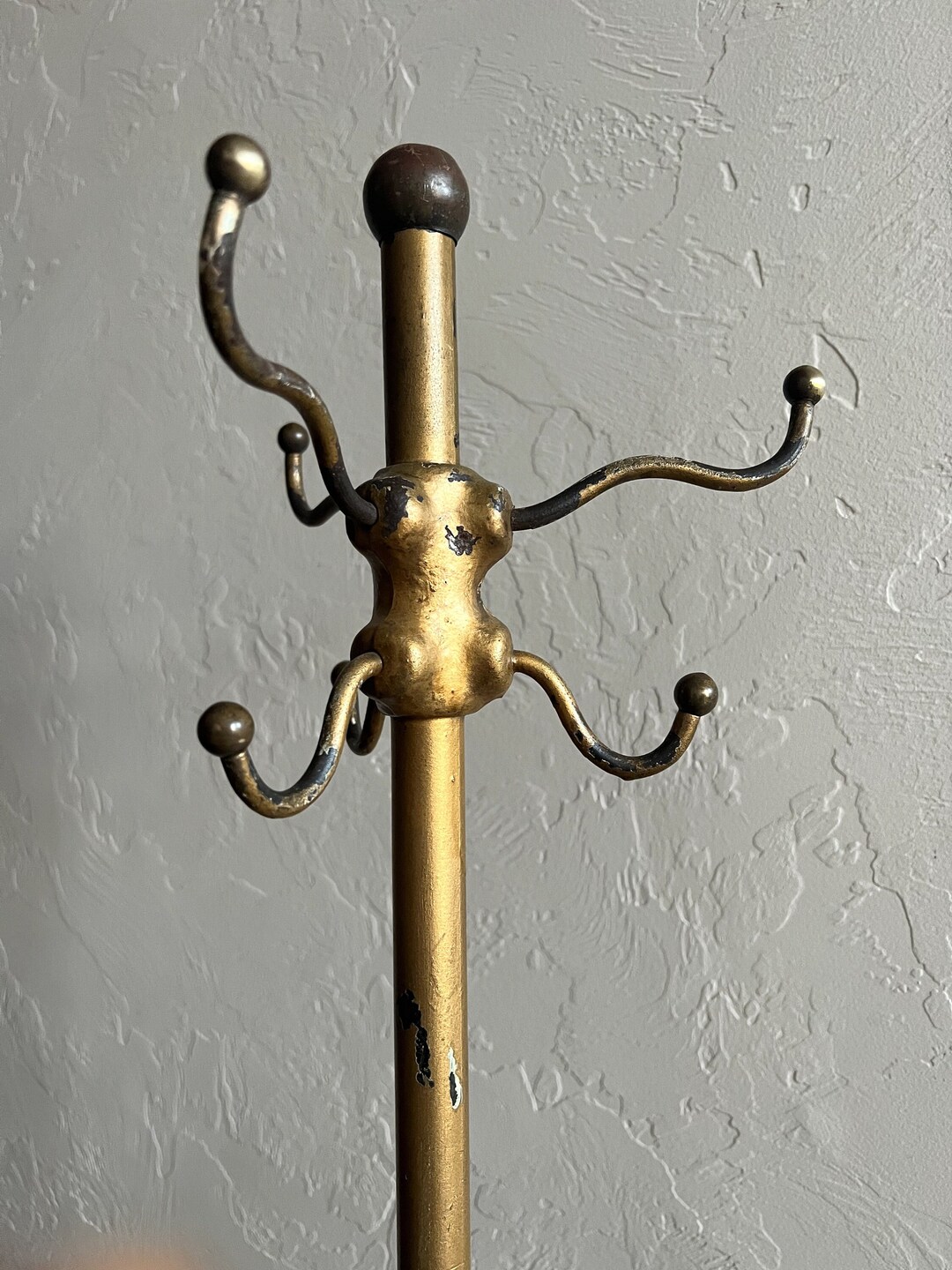 Antique Coat Rack Metal Stand Stunning Aged Gold Paint Simple Elegant ...