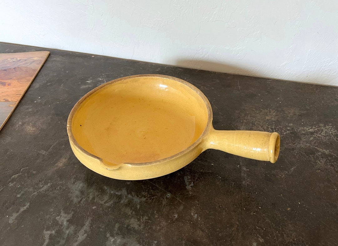Vintage French Yellow Ware Pottery Skillet - Grespots Digoin France ...