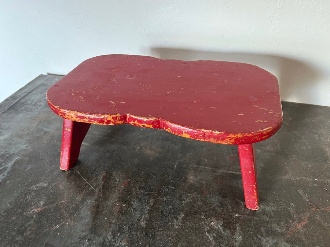 Vintage Primitive Red Step Stool Sweet Scalloped Top Riser Great Patina ...