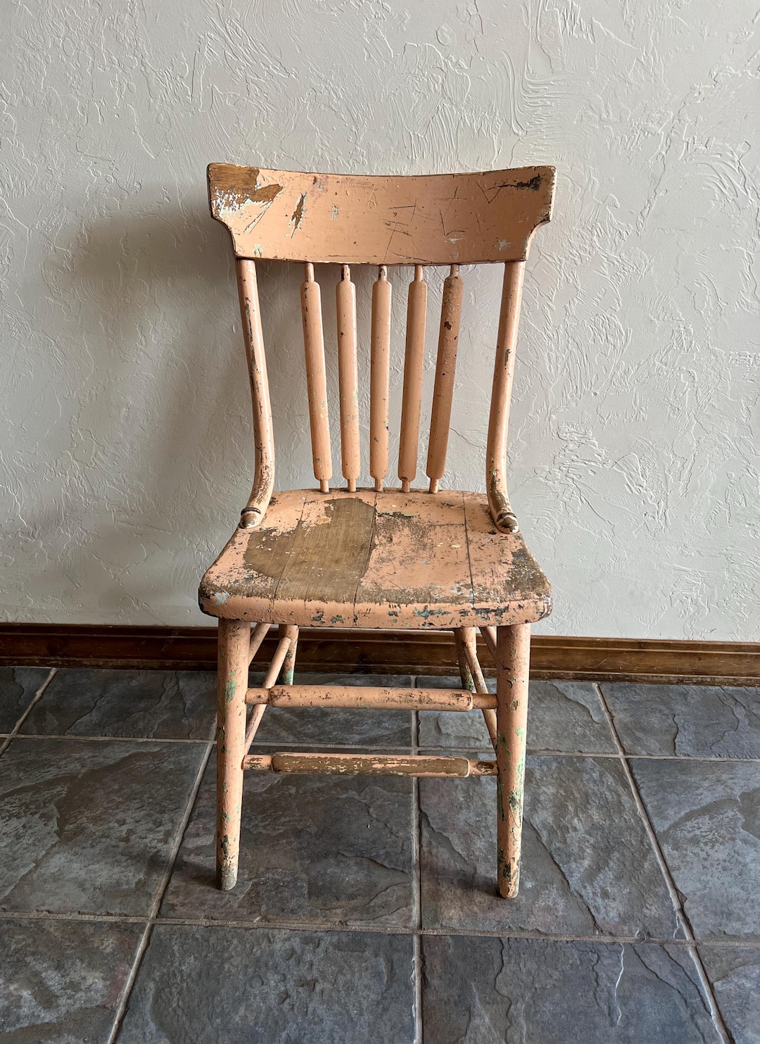 Antique Slat Back Chair Shabby Peachy Pink Paint Patina Hip Huggers ...