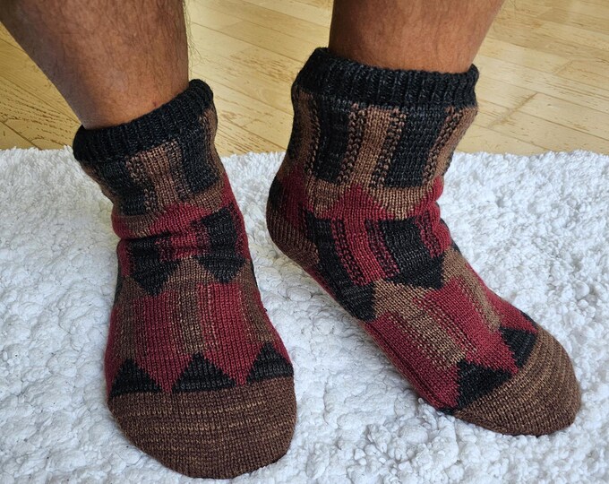 Men's Faux Fur Sherpa Lined Thick Slipper Socks: Non Skid Lounge Socks ...