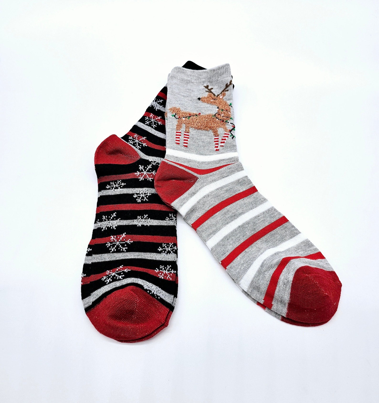 Festive Christmas Socks: Women's Holiday 2-pair Set, Winter Socks ...