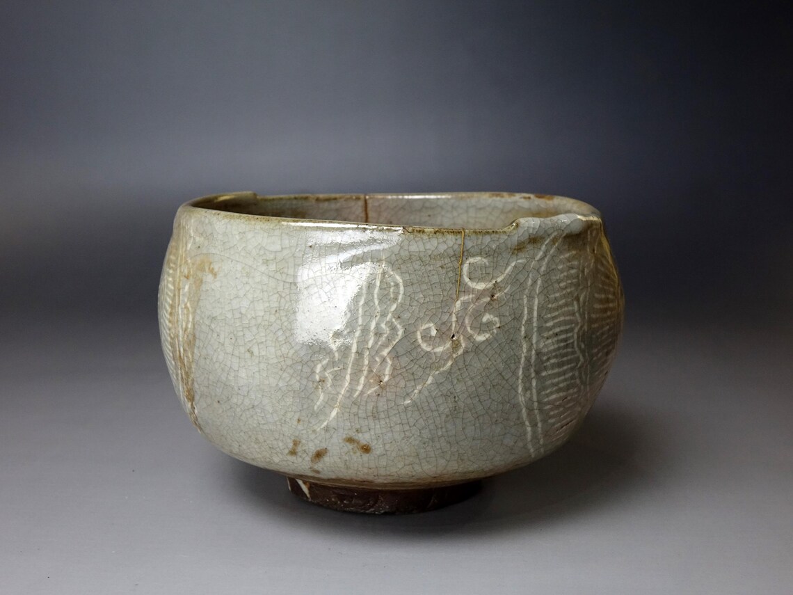 19th-century Ofukei Ware Tawara Tea Bowl With Crackled Glaze and Floral ...