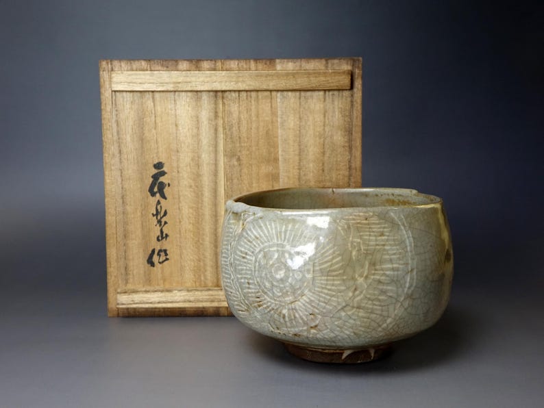 19th-century Ofukei Ware Tawara Tea Bowl With Crackled Glaze and Floral ...