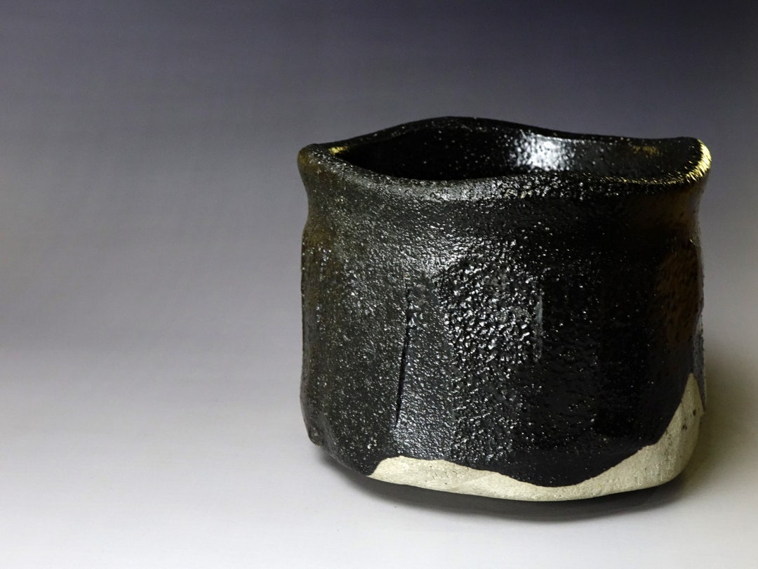 Seto Guro Chawan Made by Mino Veteran Dosho Yamazaki 山崎道正 b. 1941 - Etsy