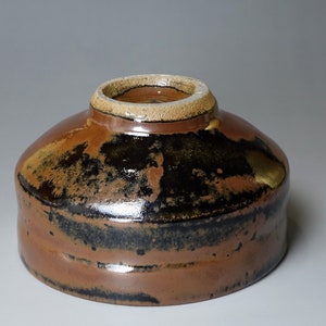 Hamada Shinsaku (1929-2023) High Quality Persimmon (kaki) Glazed Chawan ...