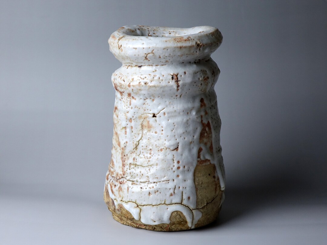 Okuiso Eiroku (1930-1987) Shino Vase Flower Vase Japanese Wabi Sabi - Etsy