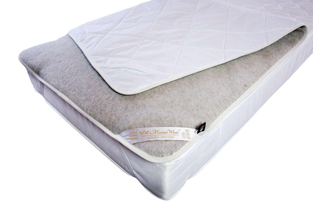 Merino Wool Mattress Topper , Under Blanket, Wool Bed Sheet With Corner ...