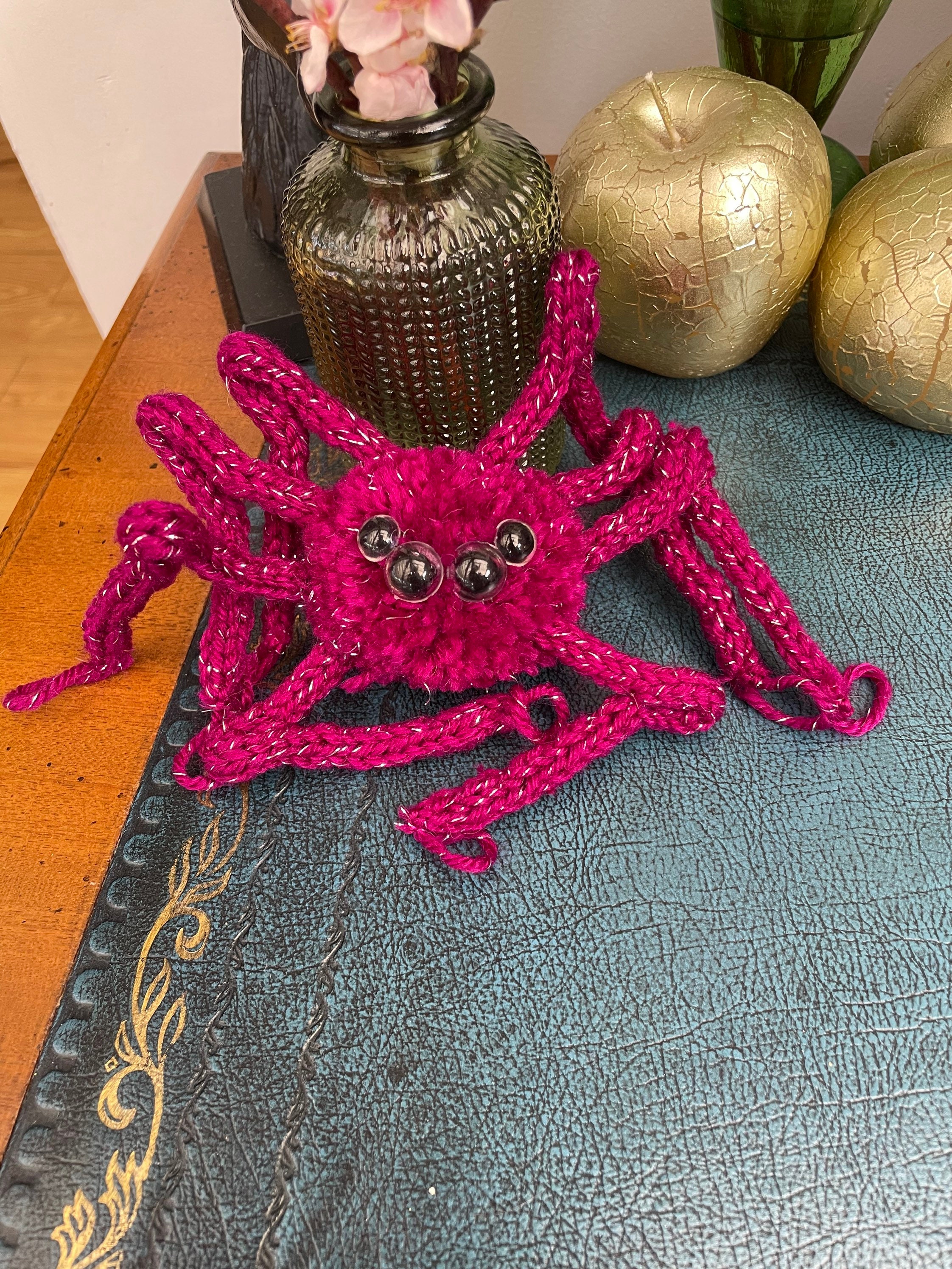 Jumping Spider Knitted Plush Cutey Crawly Sparkly Fuchsia Decoration - Etsy