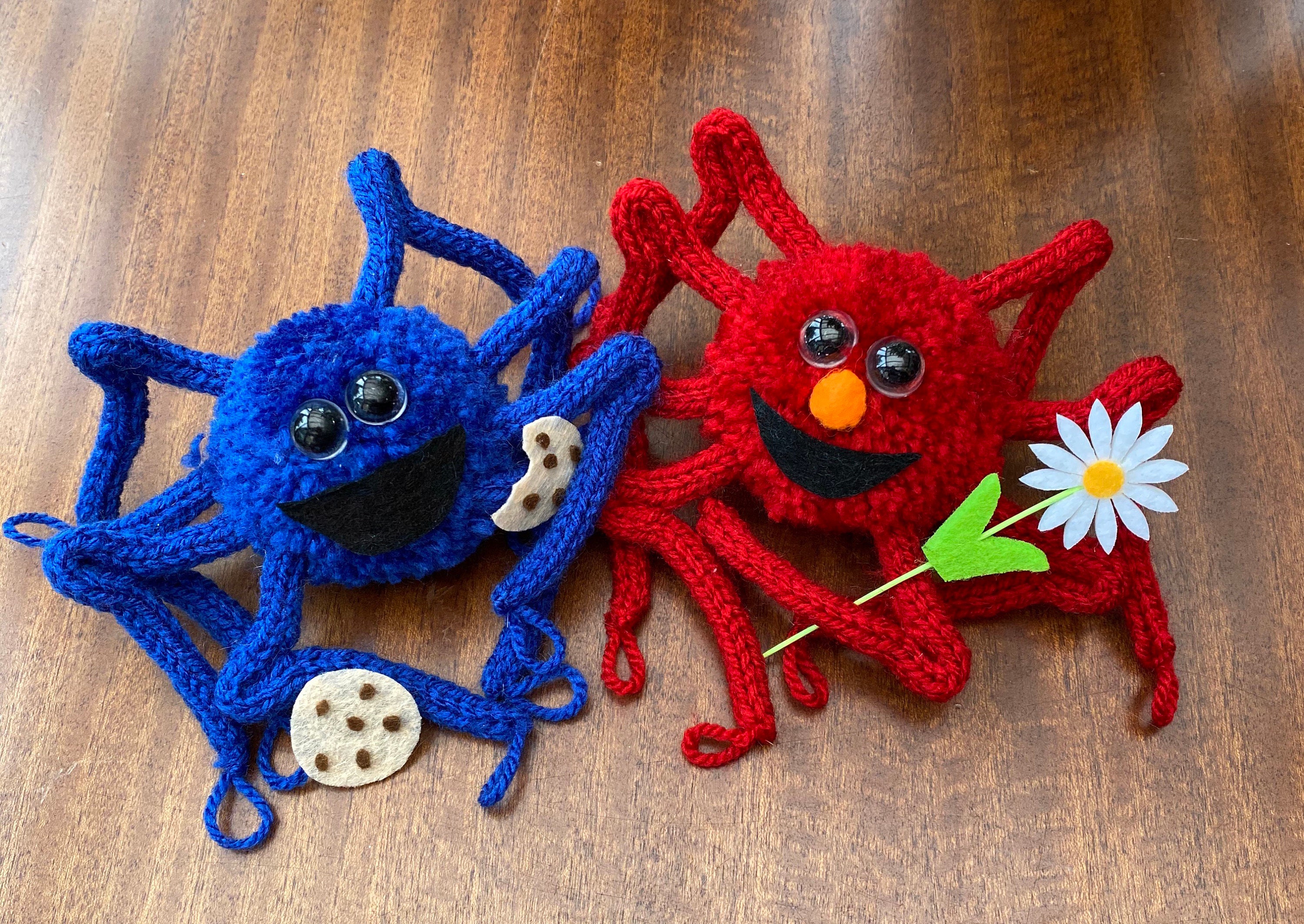 Elmo & Cookie Monster Spider Fan Art Knitted Sesame Street Cutey Crawly ...
