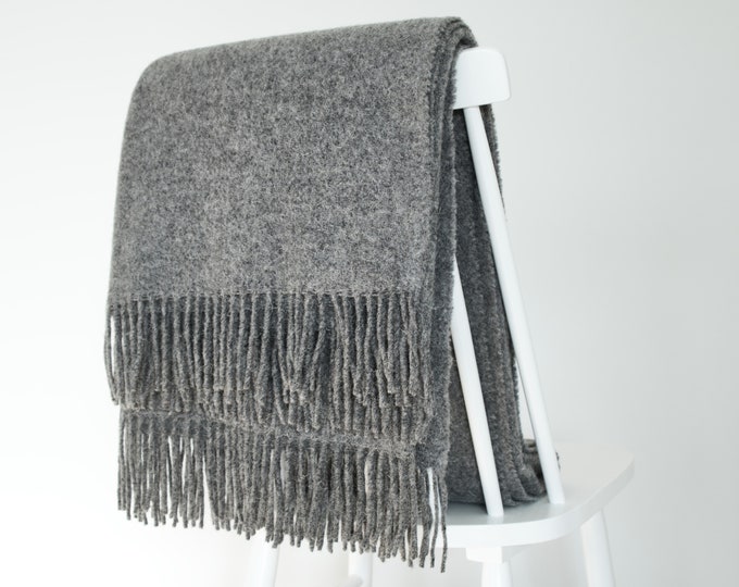 High quality wool blankets. Free delivery worldwide. by NAMOstudio