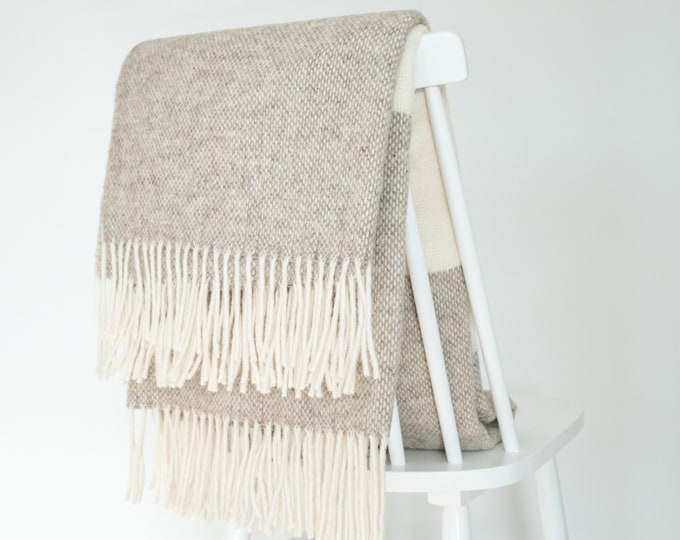 High quality wool blankets. Free delivery worldwide. by NAMOstudio