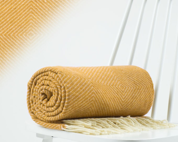 High quality wool blankets. Free delivery worldwide. by NAMOstudio