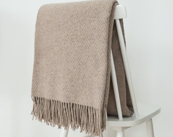 High quality wool blankets. Free delivery worldwide. by NAMOstudio