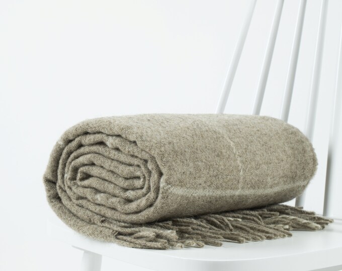 High quality wool blankets. Free delivery worldwide. by NAMOstudio