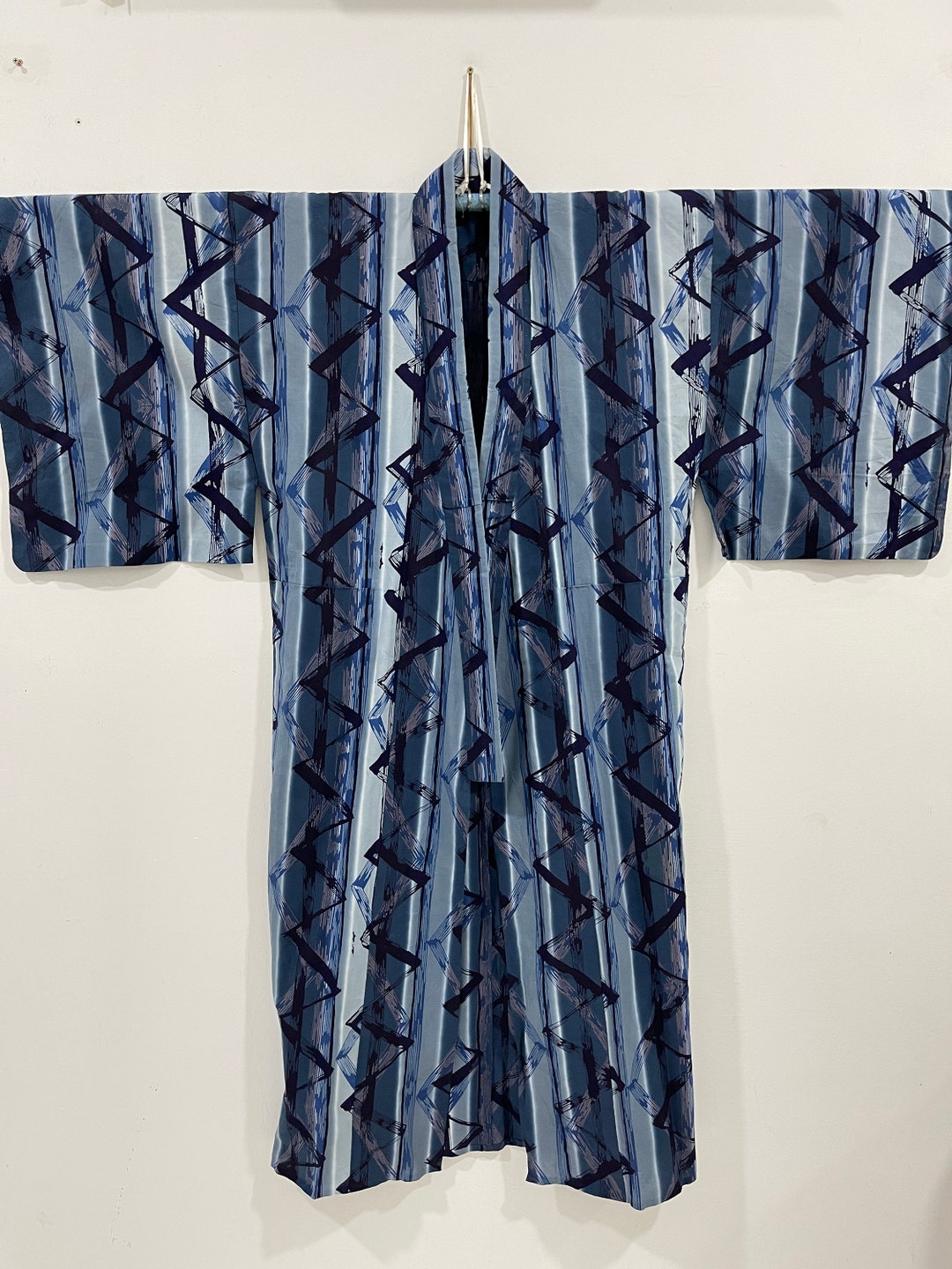 Japanese Kimono Zip Zap Art Style Kimono Japan code:kbf - Etsy