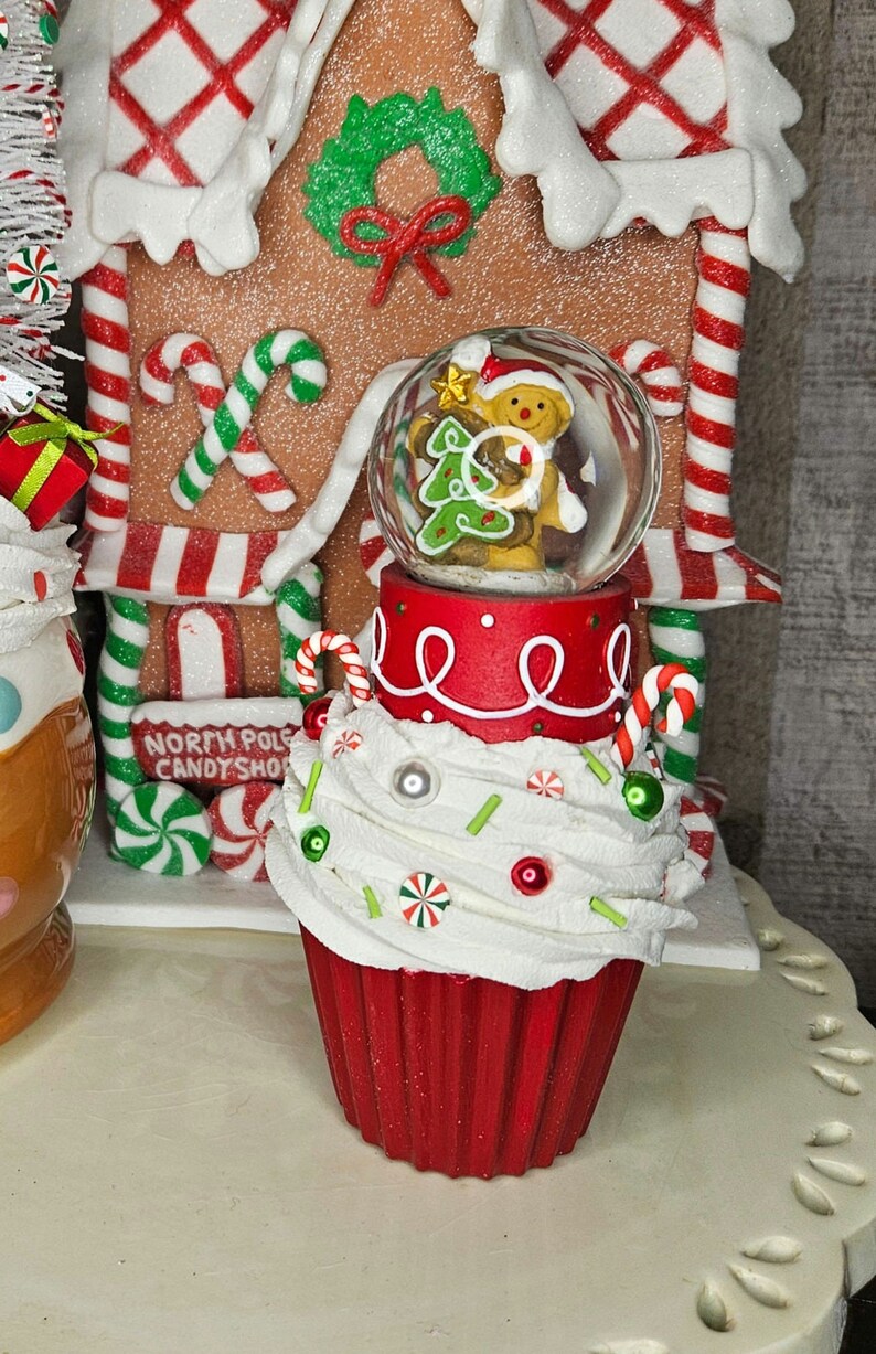 Faux Christmas Cupcakes/peppermint/gingerbread/hot Cocoa/marshmallow ...