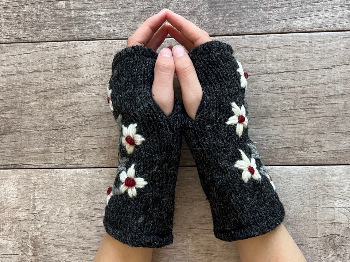 Hand Knit Gray Flower Fingerless Gloves Wool Texting Mittens - Etsy