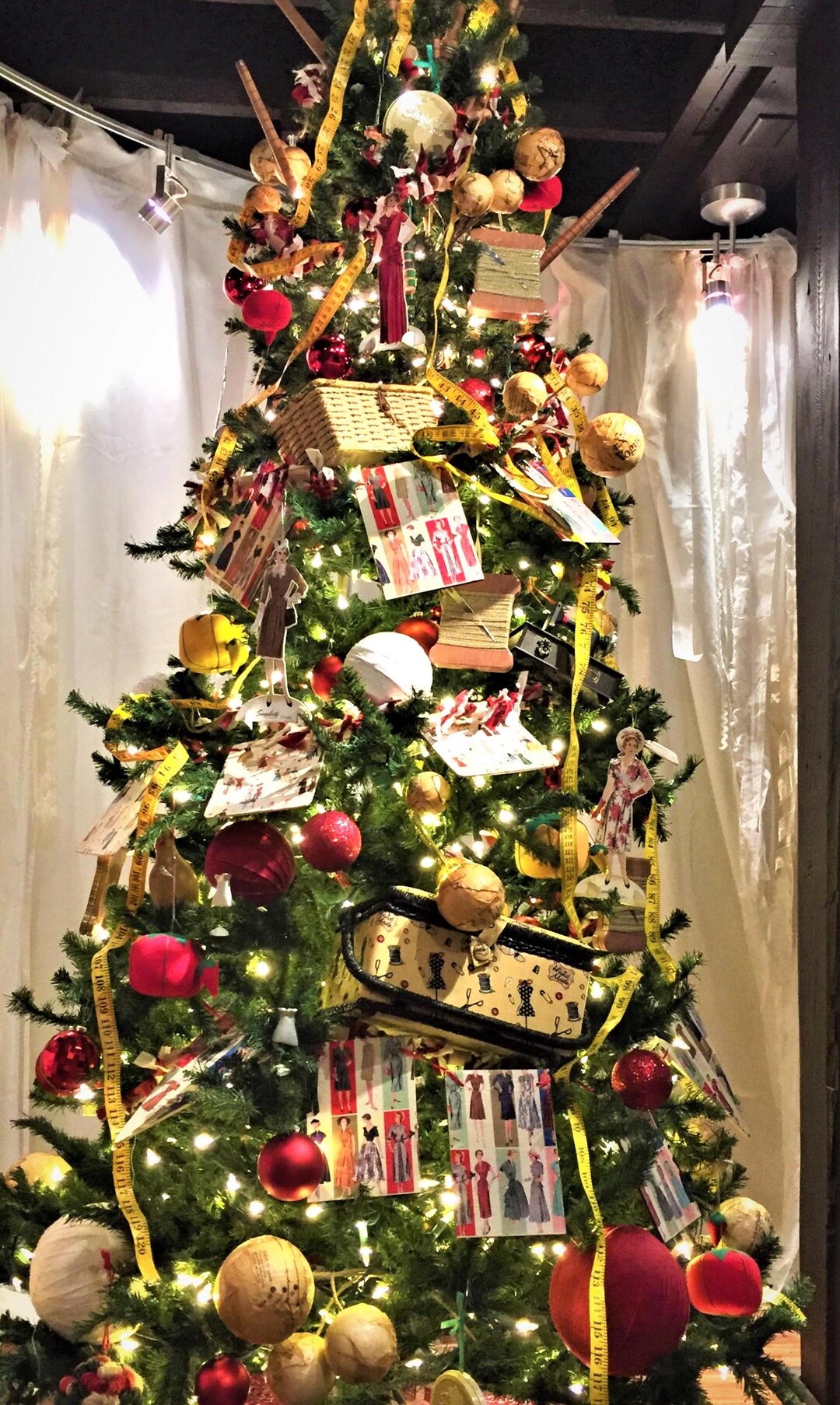 Sew Pretty Theme Tree Decorating Kit - Etsy