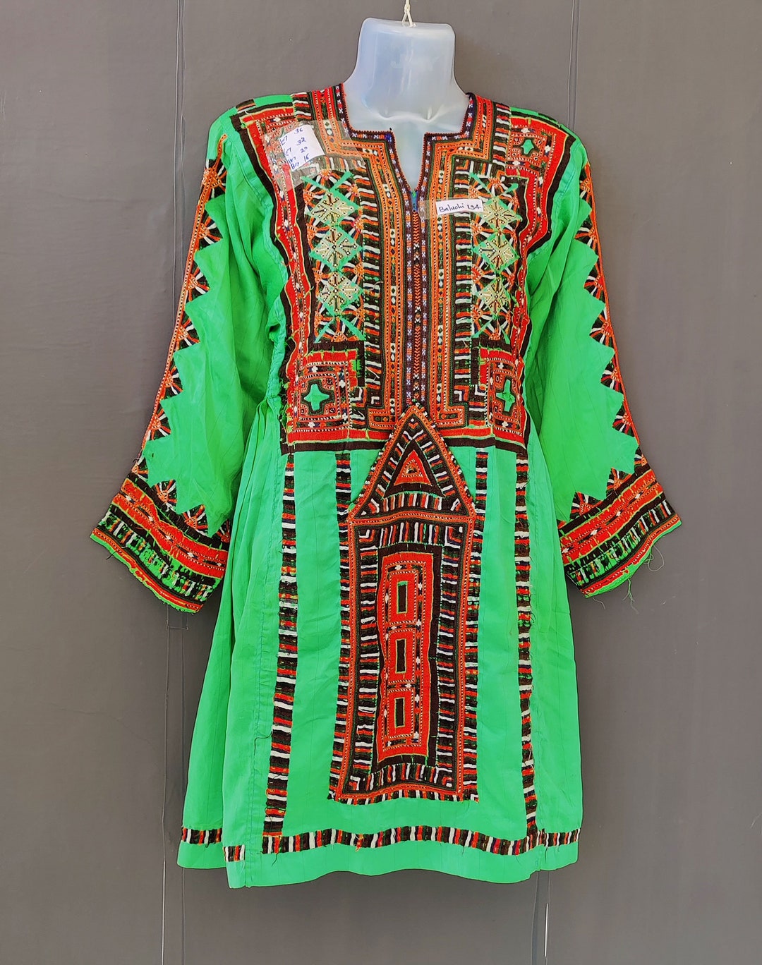 Hippie Tribal Bohemian Balochi, Vintage Pakistan Afghan Banjara Dress ...
