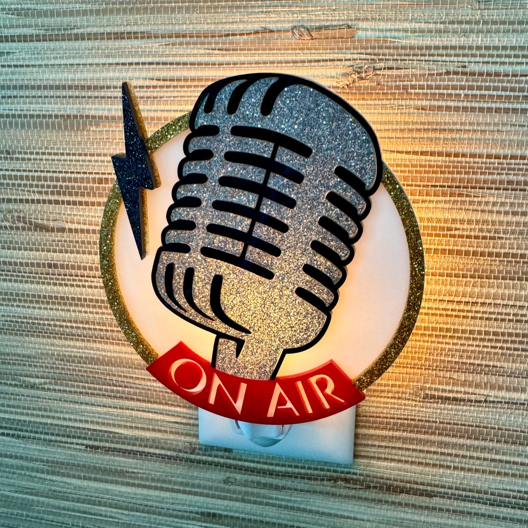 3D Retro "microphone" Night Light | on Air | Studio Mic | Vintage Radio ...