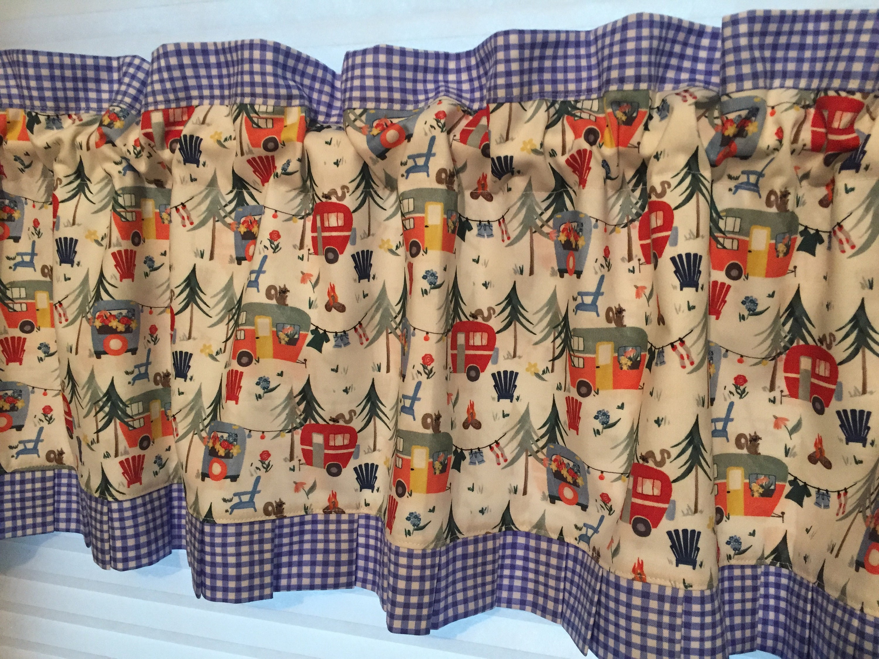 A. Retro Camper Fifties Kitchen Valance, Curtain. Vintage Camper ...