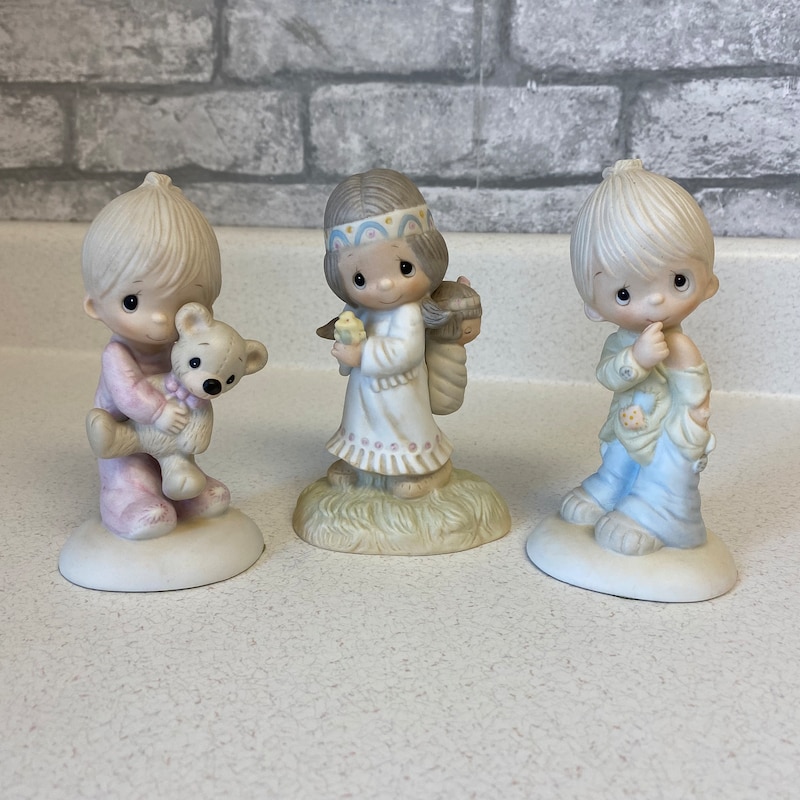 Jesus Loves You Figurine - Etsy