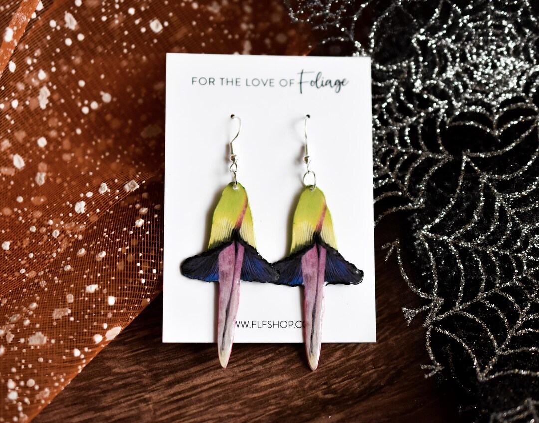 Corpse Flower Amorphophallus Titanum || Handmade Earrings || Plant Leaf ...