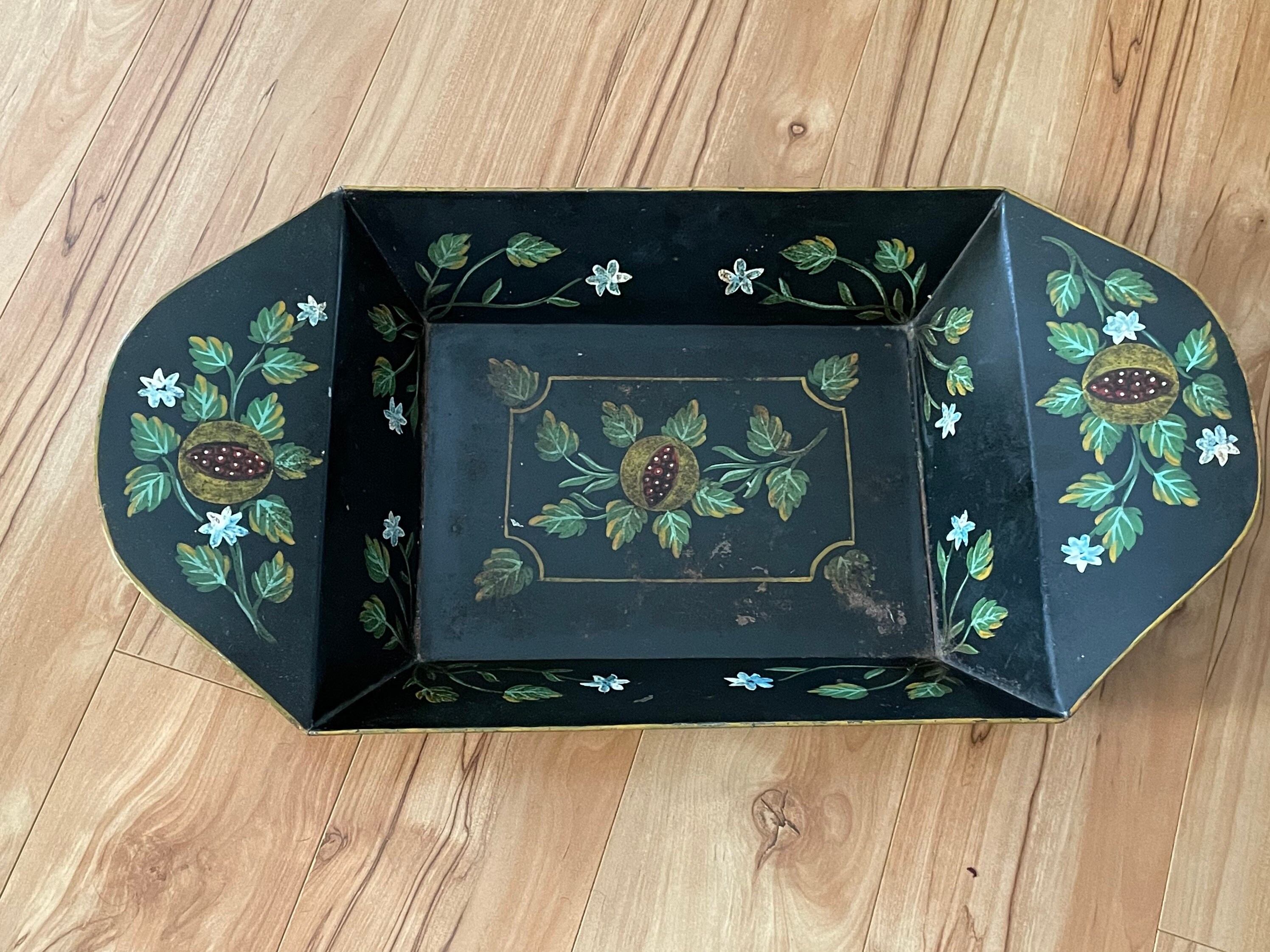 Home & Living Decorative Trays Hand Painted Metal Tray Wall Decor ...