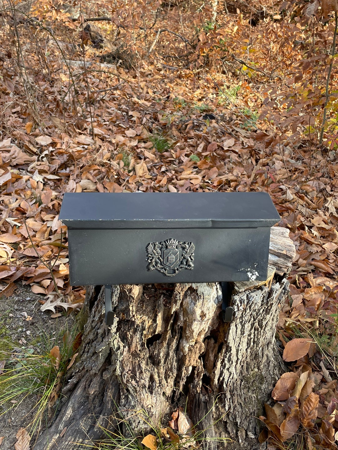 Vintage Metal Post Box Black Metal Mailbox Mail Receptacle Wall Decor ...