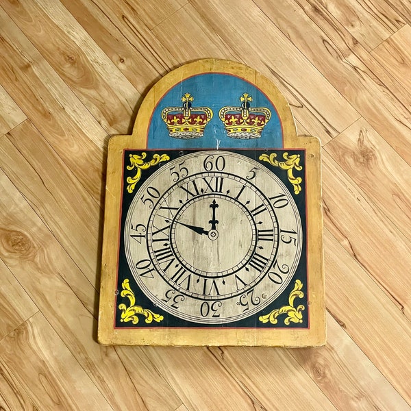 Vintage Crown Clock - Etsy