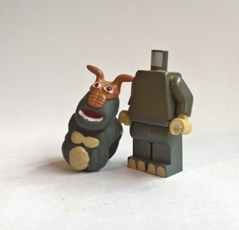 CUSTOM Lego Star Wars Joh Yowza (male Yuzzum Performer for the Max Rebo ...