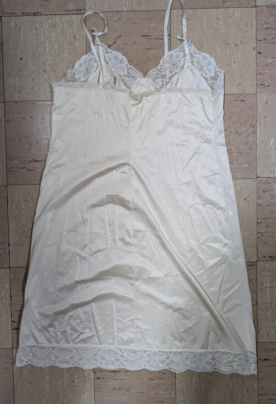 Vintage Kayser ivory full slip, Large size 42 slip, R… - Gem
