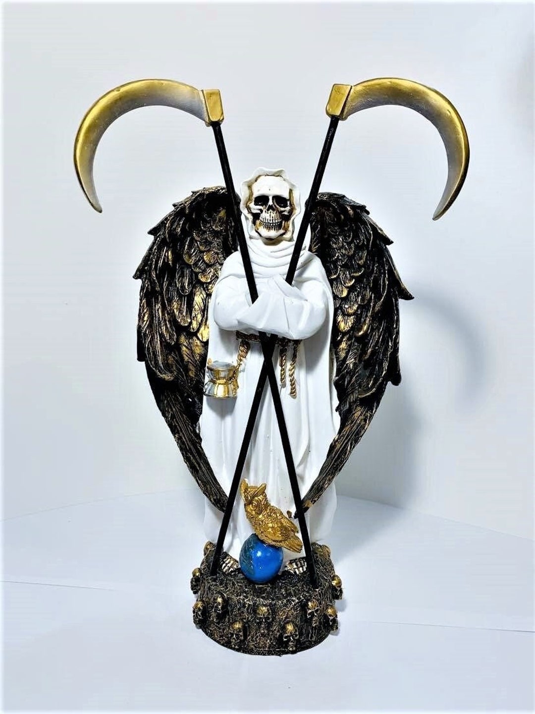 Blessed/consecrated Santa Muerte, White Santa Muerte, La Niña Blanca ...
