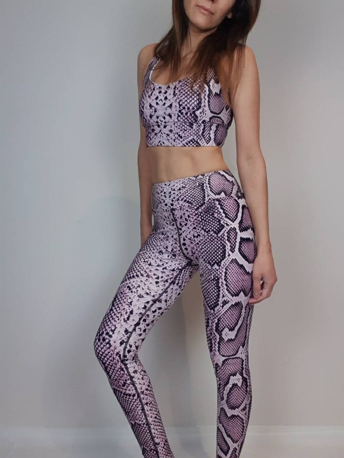 Snake Leggings Purple Python Yoga Leggings Yoga Pants - Etsy.de