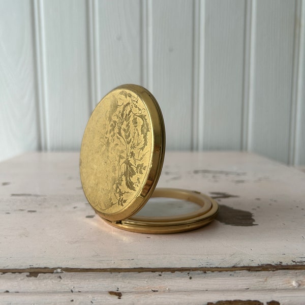 Stratton Compact - Etsy UK