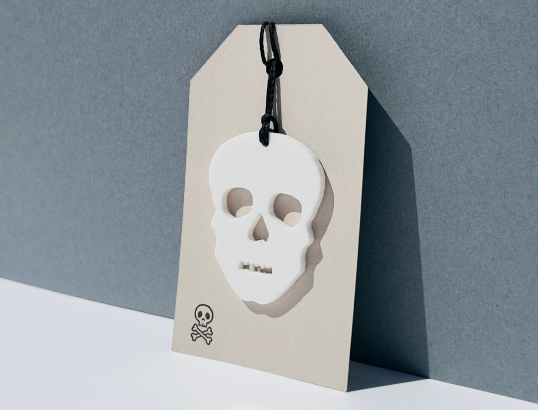 Acrylic Skull Gift Tag, Halloween Party Favor - Etsy