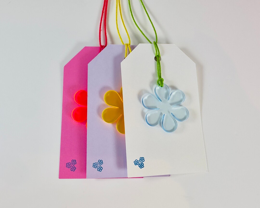 Acrylic Flower Gift Tag Pack, Bridal Shower Favor, Daisy Ornament ...