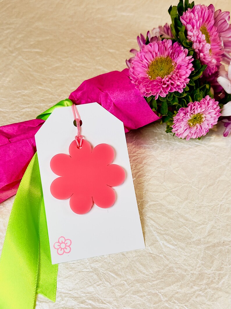 Acrylic Daisy Gift Tag, Floral Bouquet Charm, Bridal Shower Favor - Etsy