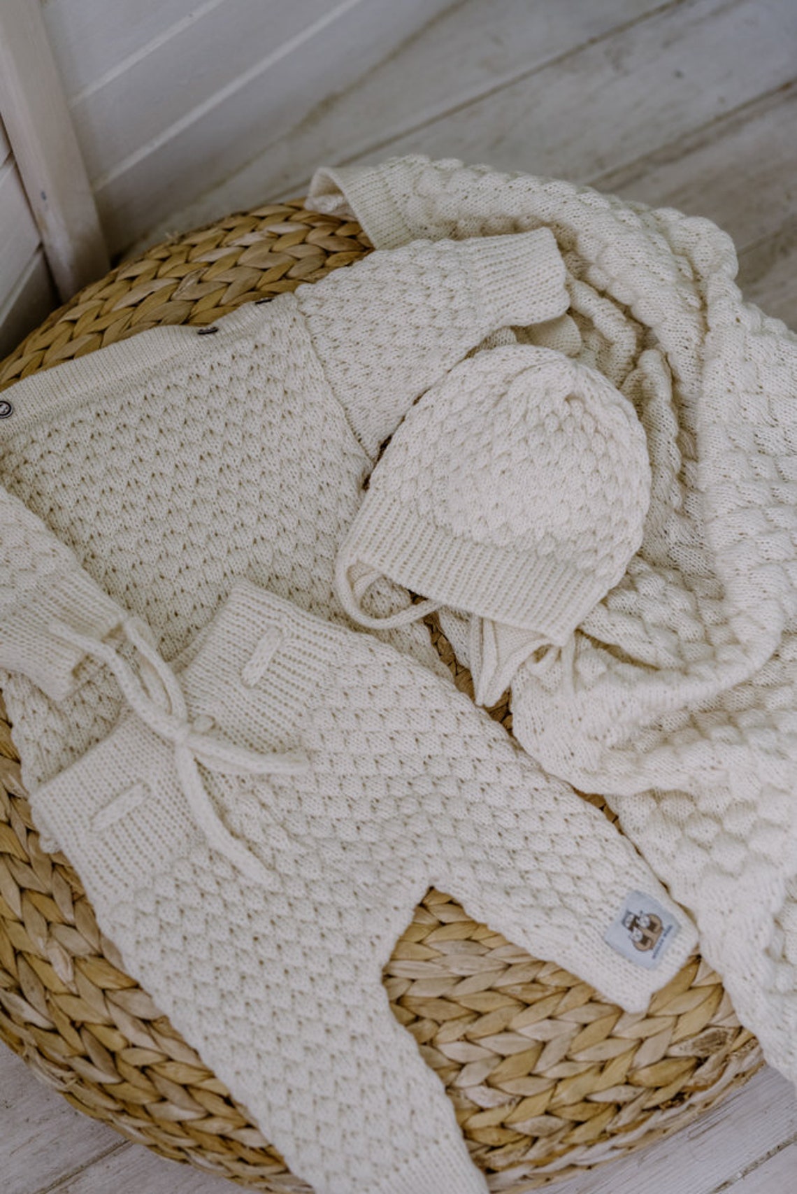 Merino Wool Knitted Baby Clothing and Blanket Set White Baby Sweater ...