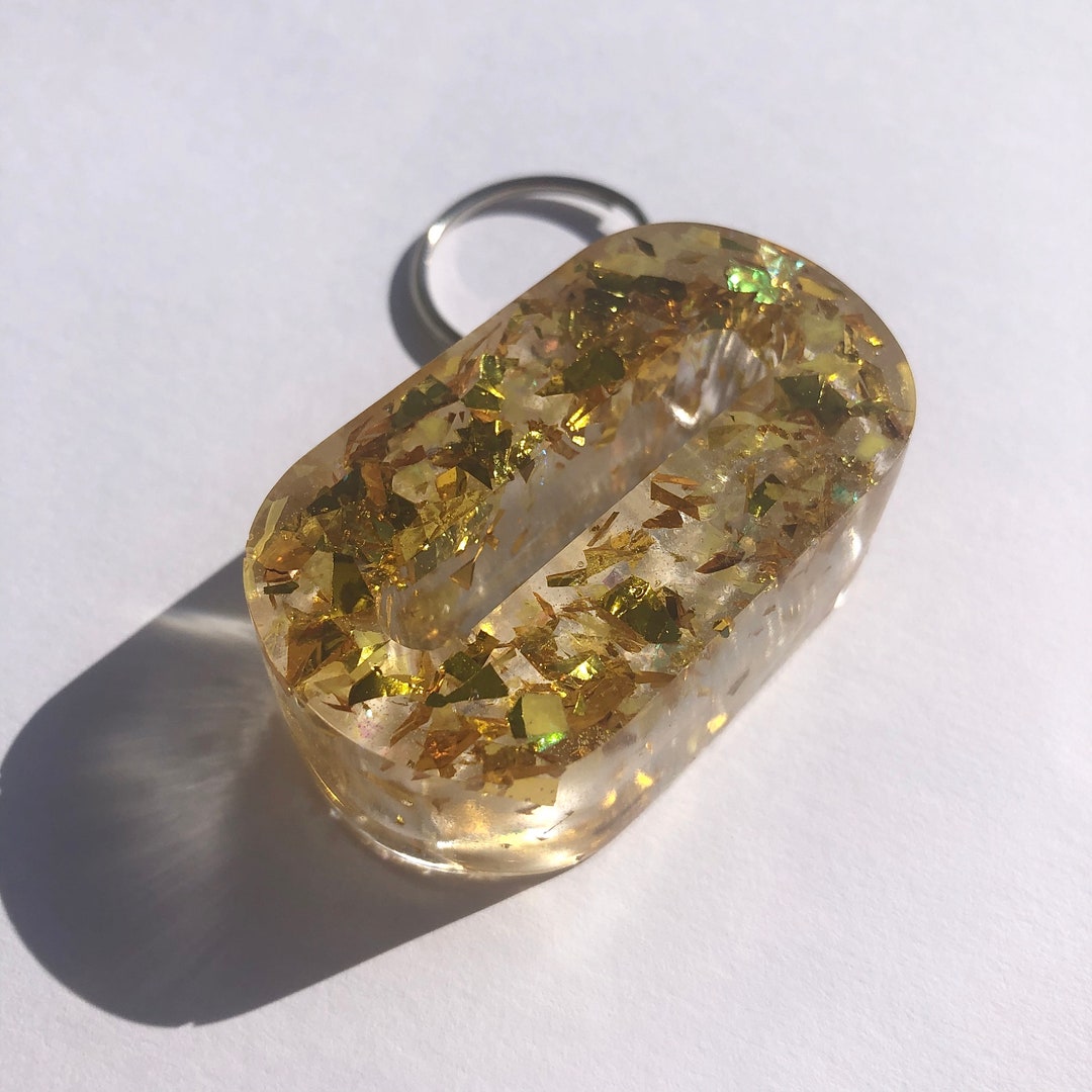 Gold Letter O Keychain | Resin Keychain | Letter Keychain | Handmade ...