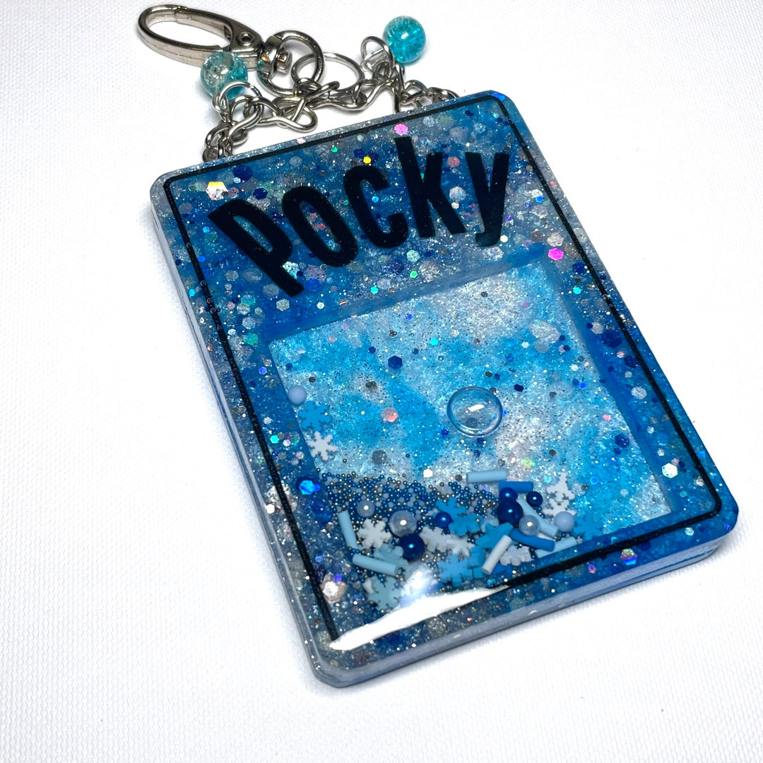 Winter Pocky Shaker Wall Hanger | Resin Shaker | Wall Decor - Etsy