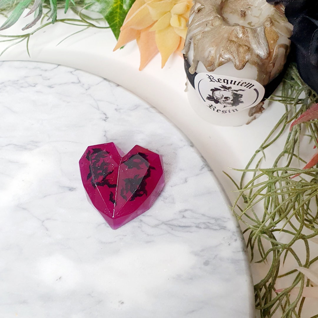 Goth Brooch, Bat Heart, Heart Brooch, Goth Jewellery, Quirky Gifts ...