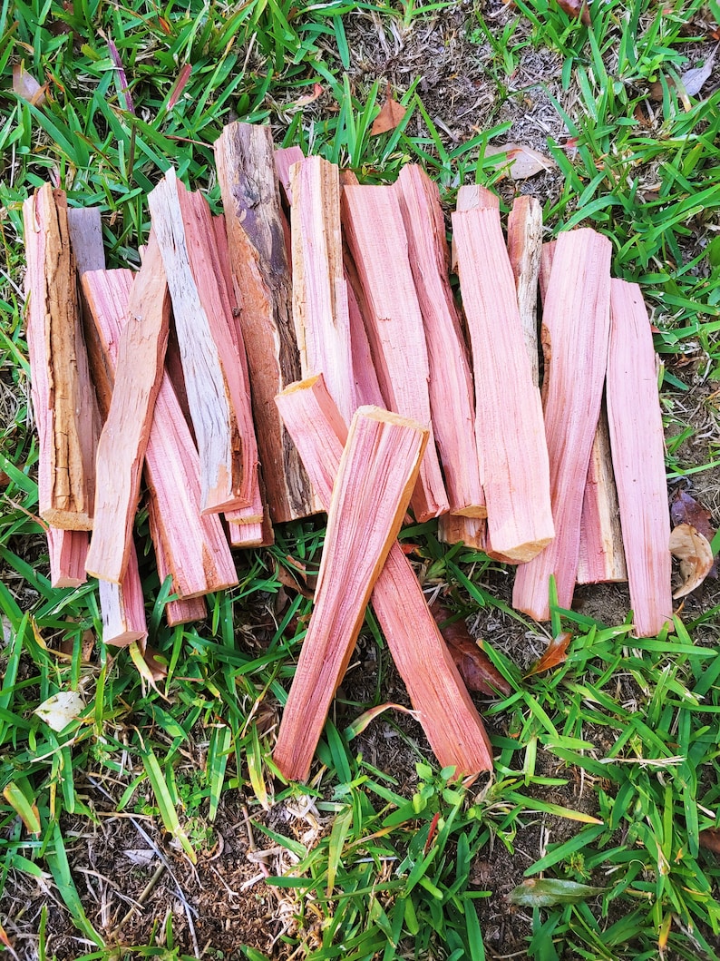 Cedar Kindling, Medium Bundle, Eastern Aromatic Cedar Kindling, Red ...