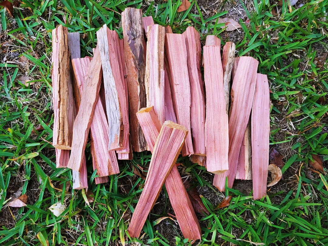 Cedar Kindling, Medium Bundle, Eastern Aromatic Cedar Kindling, Red ...
